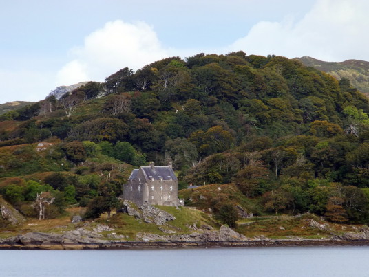 The Castles of Scotland Goblinshead Martin Coventry - Duntrune Castle