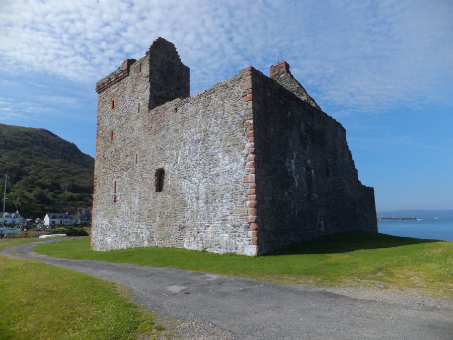 Lochranza Castle | Arran | The Castles of Scotland, Coventry | Goblinshead